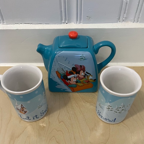 Disney | Dining | Euc Vintage Disney Mickey Mouse Tea Set | Poshmark